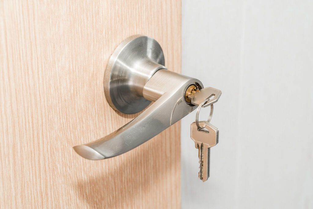 Smart Locks vs. Traditional Locks